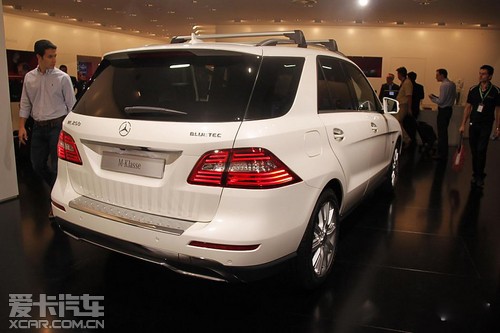 2014款奔驰ML250颜色齐 75万现车抢先提_爱卡汽车
