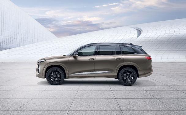 自在新生 驰骋前沿 全尺寸豪华SUV上汽奥迪Q6正式亮相并开启预订_爱卡汽车